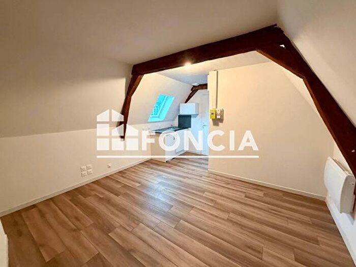 Appartement à louer - Hyper Centre, Arras - 1 pièce