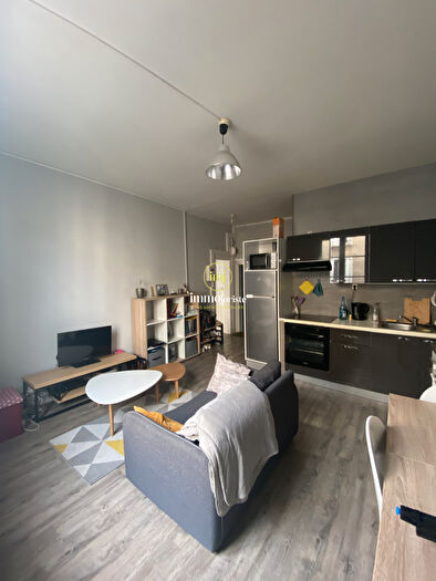 Appartement à louer - Limoges, Centre-ville, Hôtel de Ville, Emailleurs - 2 pièces - 1 chambre