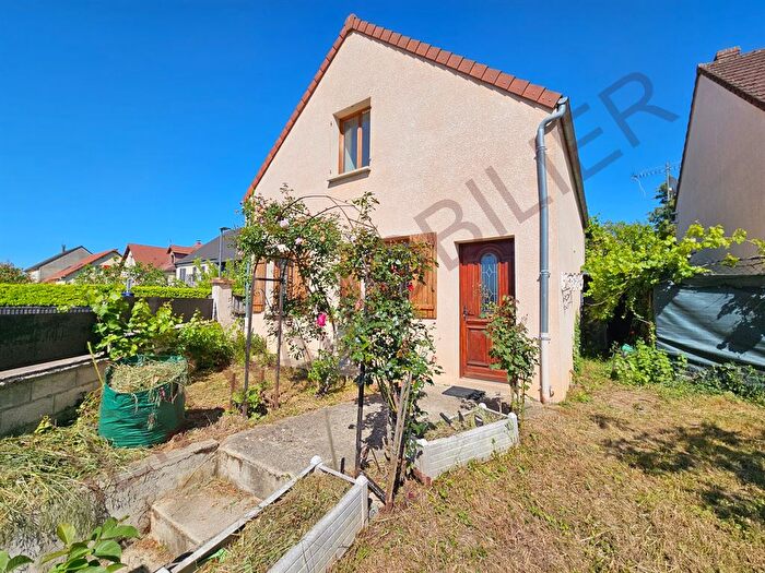 Maison 3 pièces à Auxerre, Rive droite, à vendre