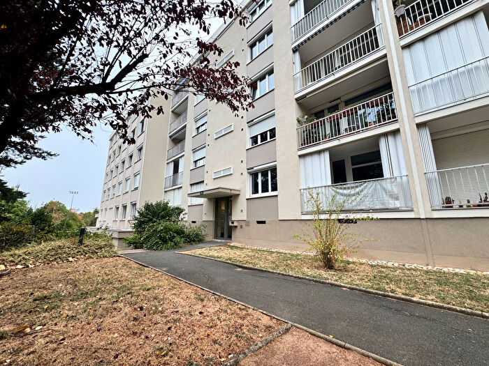 Appartement 3 pièces à Villefranche-sur-Saône, Ouest, à vendre