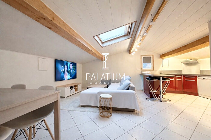 Appartement à vendre - Sisteron - 3 pièces - 2 chambres