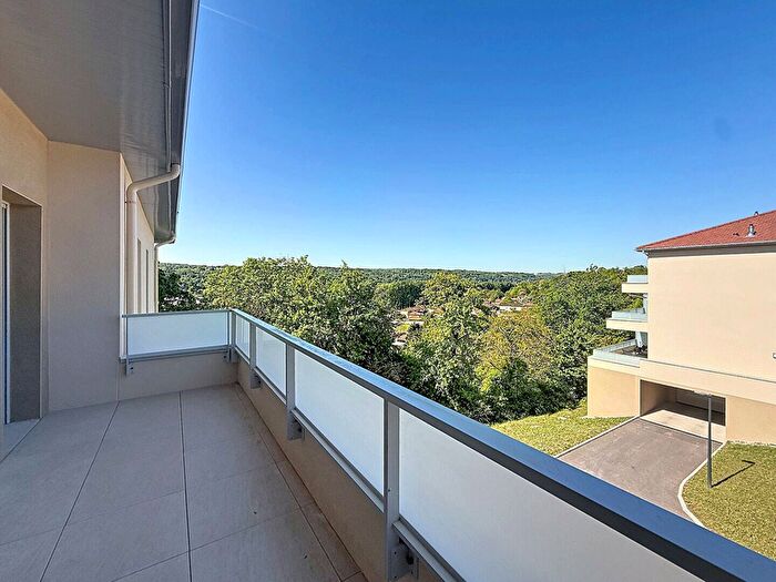 Appartement 2 pièces à Trois Vallons-Le Lombard, LIsle-dAbeau, à louer