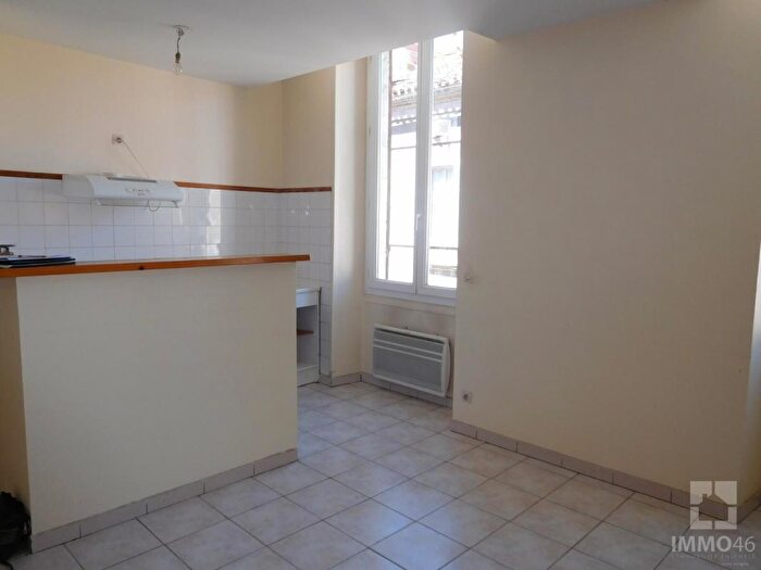 Appartement à louer - Cahors, Centre-ville - 3 pièces - 2 chambres