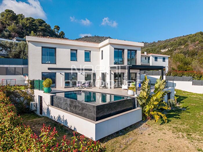 Maison à vendre - Falicon - 5 pièces - 3 chambres