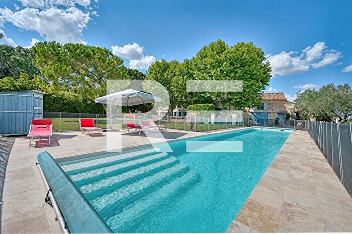 Maison à vendre - Arles, Pont de Crau, Moulès - 16 pièces - 7 chambres