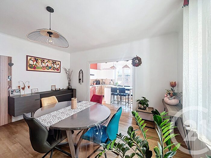 Maison à vendre - Luçon - 5 pièces - 3 chambres