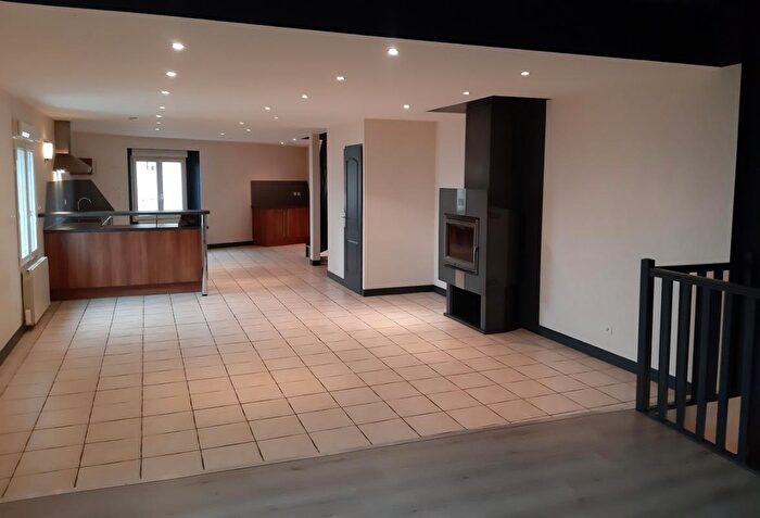 Maison à louer - Lupcourt - 5 pièces - 3 chambres