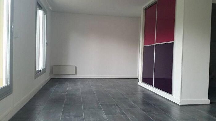 Appartement à louer - Montapins Est, Nevers - 1 pièce