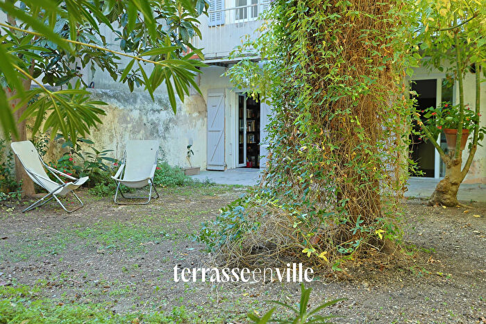 Appartement à vendre - Marseille e , Saint-Giniez - 2 pièces - 1 chambre