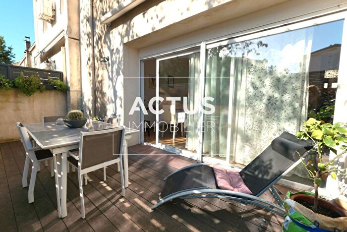 Maison à vendre - Salon-de-Provence, Centre-ville - 4 pièces - 3 chambres