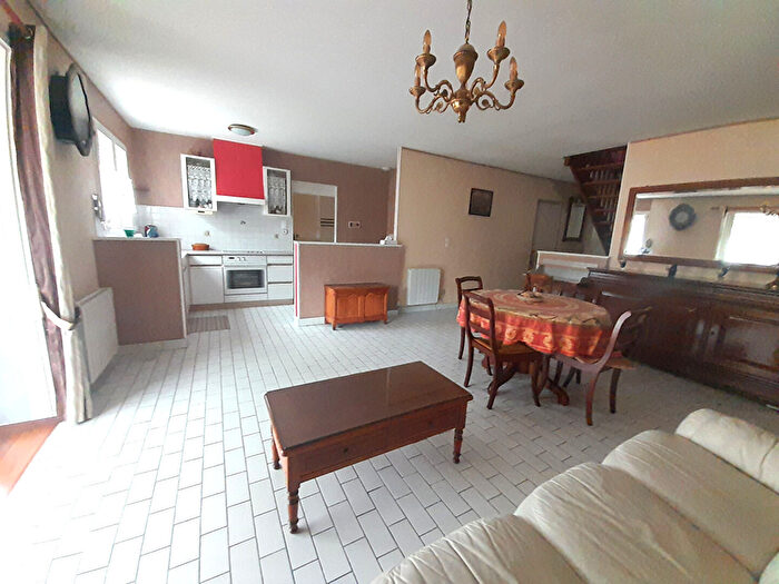 Maison à vendre - Saint-Sébastien-sur-Loire, Est - 4 pièces - 3 chambres