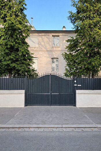 Maison à vendre - Les Lilas, Decros, Convention - 8 pièces - 4 chambres