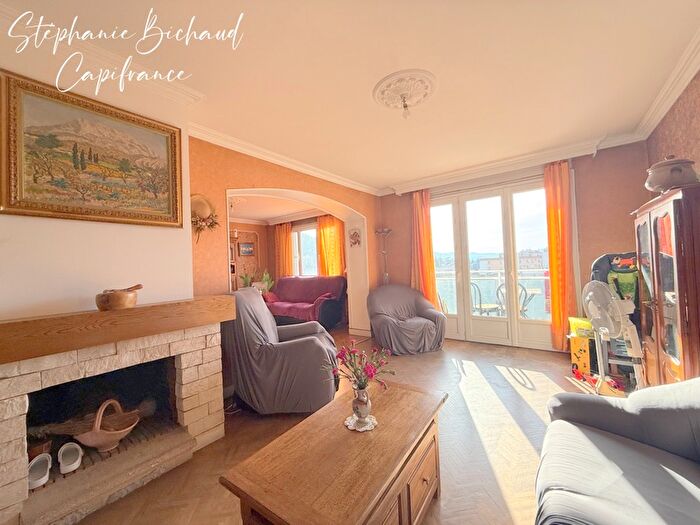 Appartement à vendre - Gap, Gap ville - 4 pièces - 2 chambres