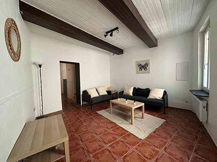 Maison 5 pièces à Nissan-lez-Enserune, à louer