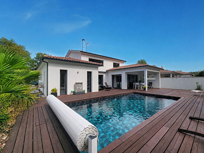Maison 6 pièces à vendre à Le Pian-Médoc