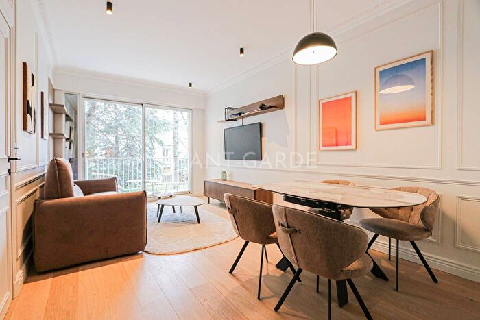 Appartement à louer - Saint James-Delabordère, Neuilly-sur-Seine - 2 pièces - 1 chambre