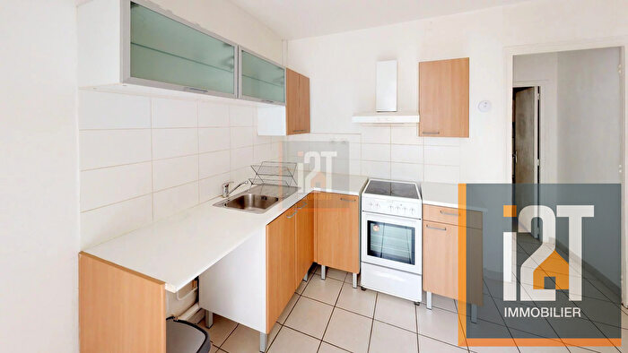 Nîmes, Gambetta : Appartement 2 pièces à louer