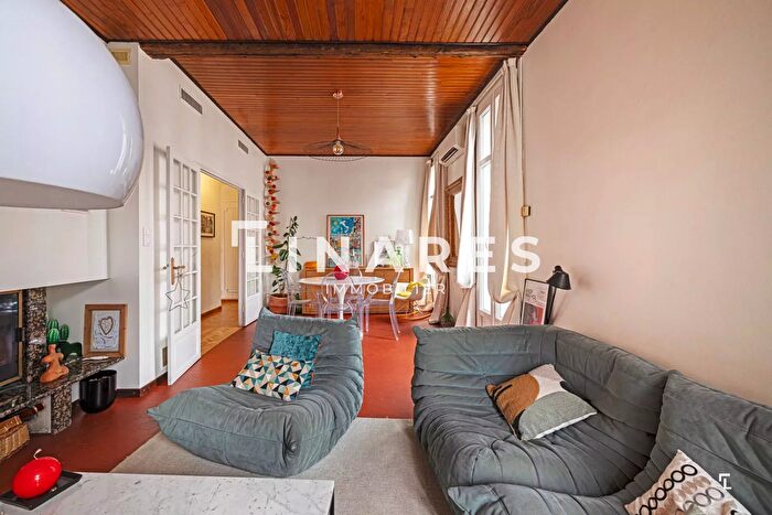 Appartement à vendre - Marseille e , Bon Secours - 5 pièces - 3 chambres