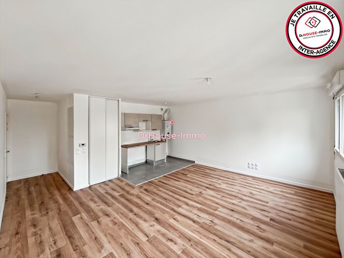 Appartement à vendre - Mérignac, Les Eyquems - 2 pièces - 1 chambre