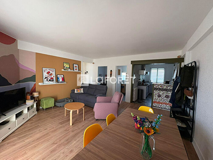 Appartement à louer - Pau, Pau Nord - 4 pièces - 3 chambres