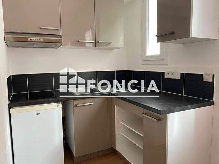 Appartement à louer - Allées Paul Riquet, Béziers - 2 pièces - 1 chambre