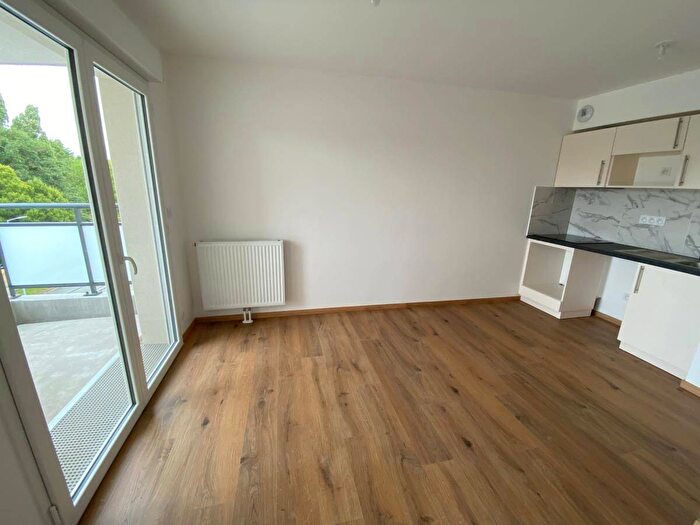 Appartement 1 pièce à louer - Pavement, Laval