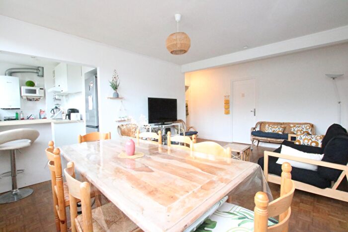 Appartement à vendre - Brétigny-sur-Orge, Centre-ville - 4 pièces - 3 chambres