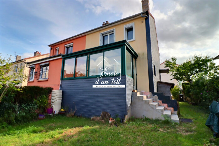 Maison à vendre - Saint-Étienne-du-Rouvray - 5 pièces - 4 chambres