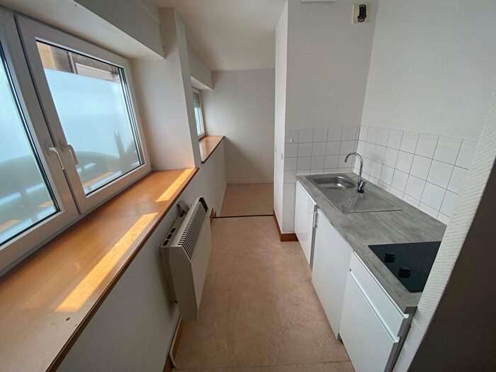 Appartement à louer - Saint-Étienne, Saint-Roch, Vivaraize, Valbenoite, Centre Deux - 1 pièce - 1 chambre