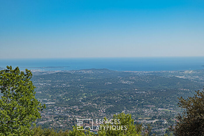 Maison 7 pièces à Grasse, Magagnosc, Saint-Mathieu, à vendre