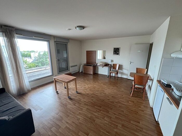 Appartement 1 pièce à Quartiers Nord-Ouest, Villejean, à louer