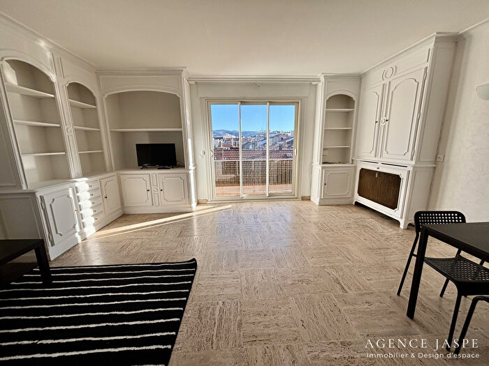 Appartement à louer - Saint-Étienne, Jacquard, Préfecture - 3 pièces - 2 chambres