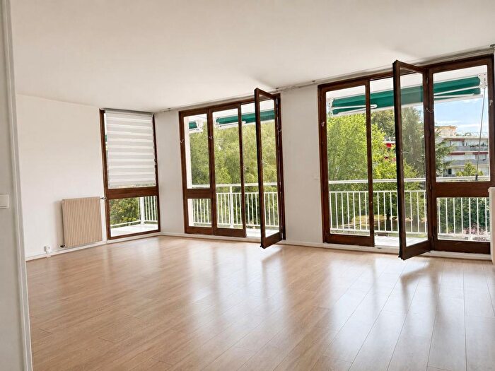 Appartement 3 pièces à vendre - Rambouillet, Saint-Hubert, Louvière