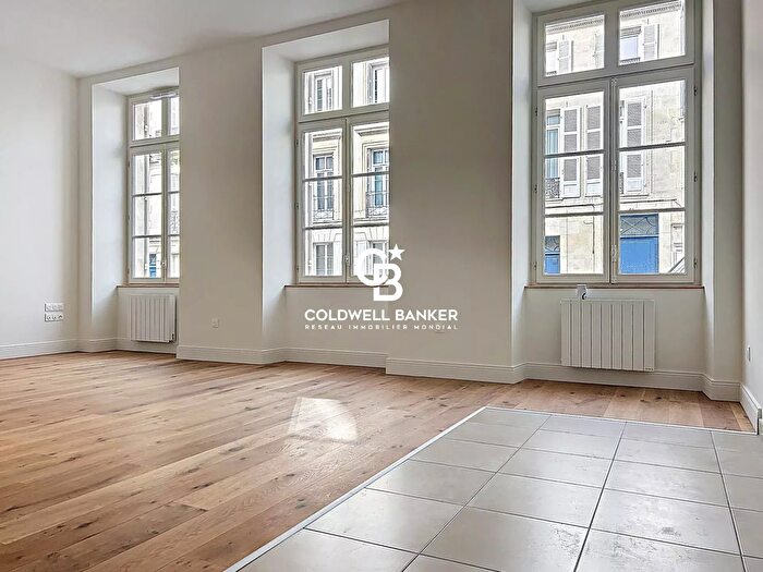 Appartement à vendre - Rochefort, Centre-ville - 4 pièces - 2 chambres