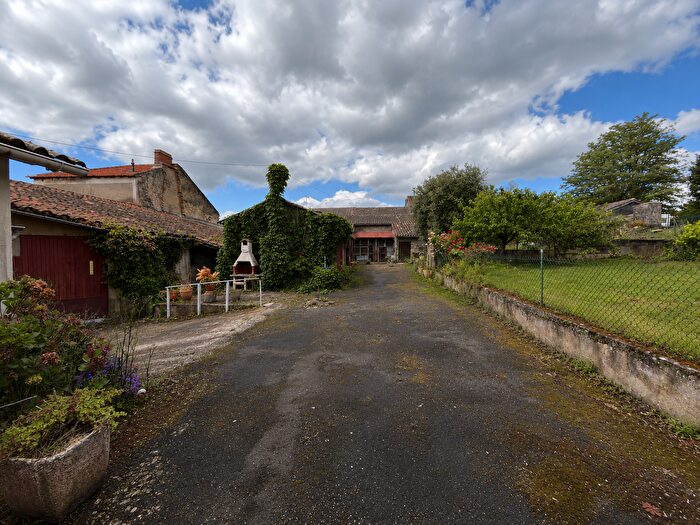 Maison 5 pièces à vendre à Bourlens