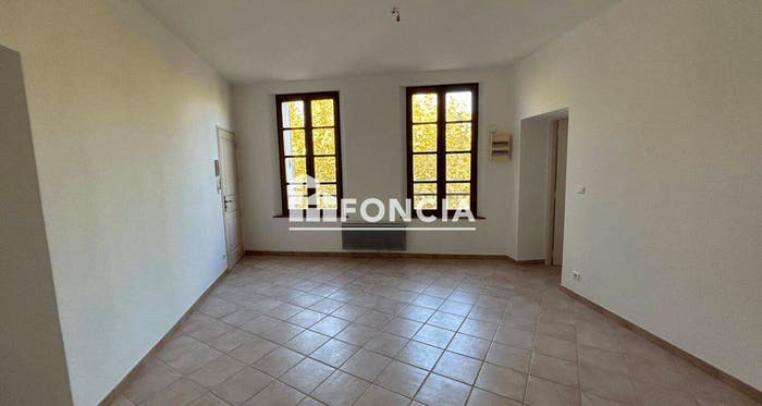Intra Muros, Manosque - Appartement 3 pièces à louer