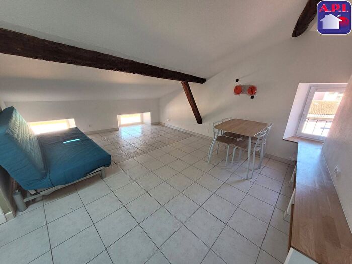 Centre Ancien, Foix : Appartement 2 pièces à louer