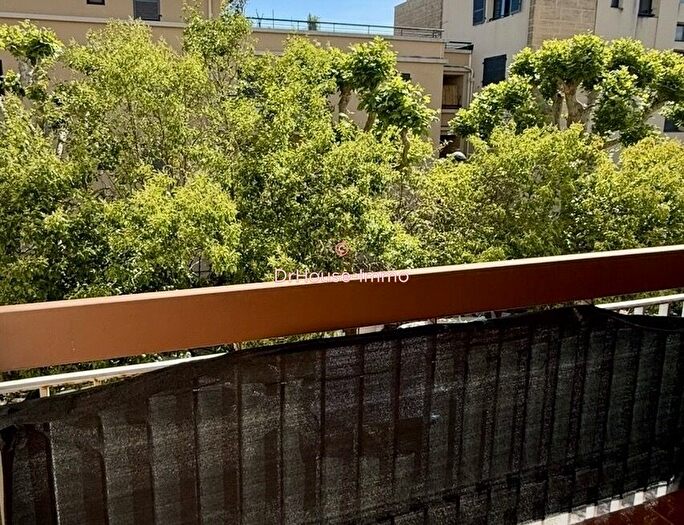 Appartement 3 pièces à Aix-en-Provence, Encagnane Corsy, à vendre