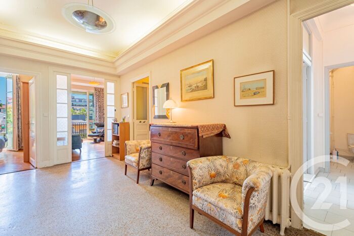 Nice, Carabacel : Appartement 4 pièces à vendre