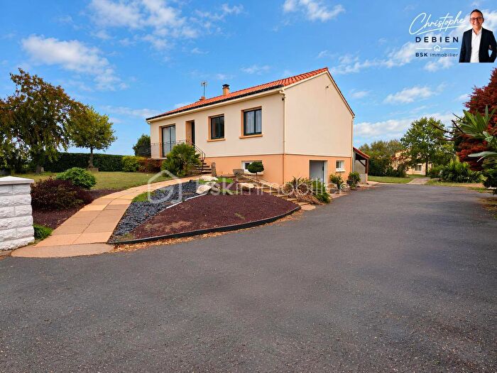 Maison 6 pièces à Chavagnes-en-Paillers, à vendre