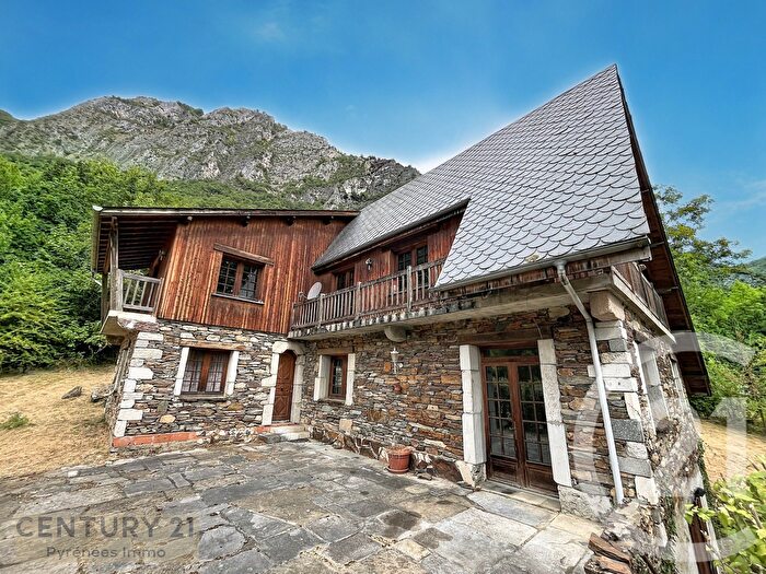 Saint-Béat : Maison 5 pièces à vendre