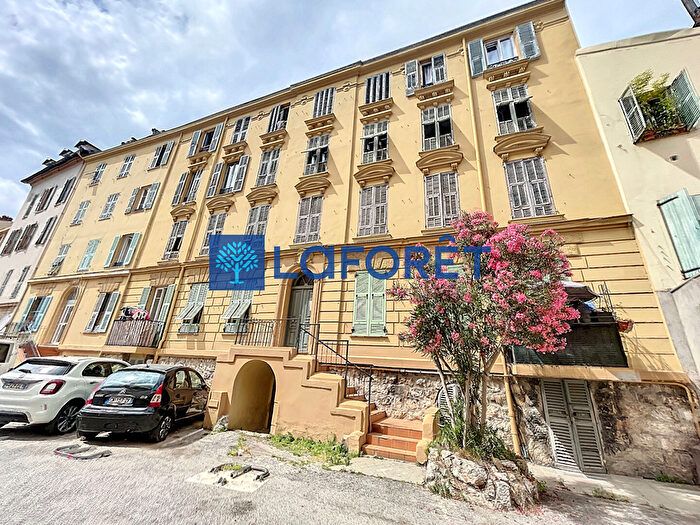 Maisons à vendre et appartements à louer - 1