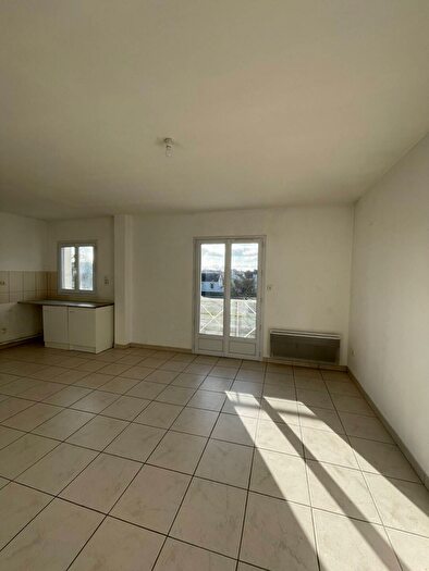 Appartement à louer - Fleury-les-Aubrais - 2 pièces - 1 chambre