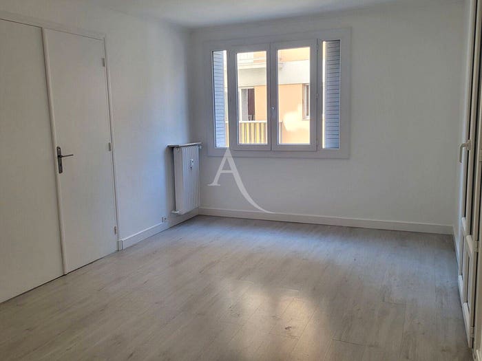 Appartement 3 pièces à Gorbella, Nice, à louer