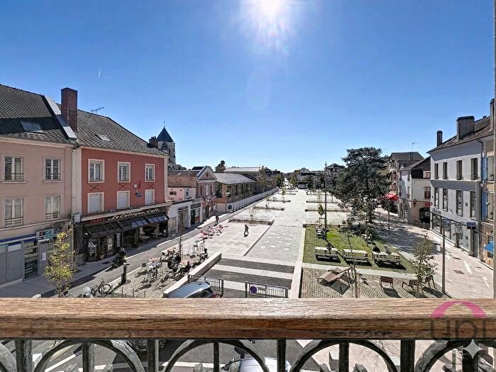 Appartement 4 pièces à vendre à Corbeil-Essonnes, Centre-ville