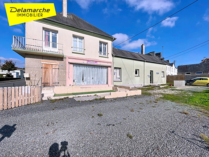 Maison à vendre - Roncey - 10 pièces - 5 chambres