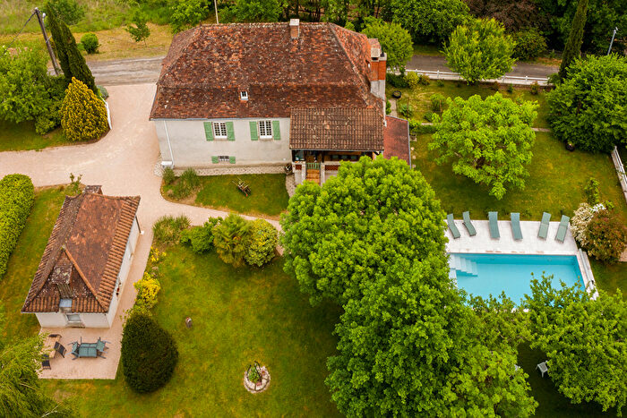 Maison 8 pièces à vendre - Gagnac-sur-Cère