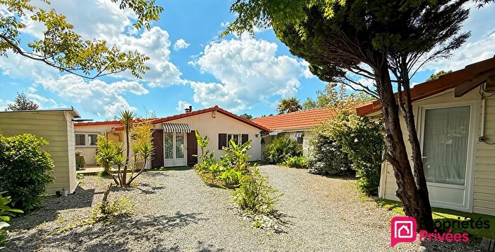 Maison 9 pièces à Vendays-Montalivet, à vendre