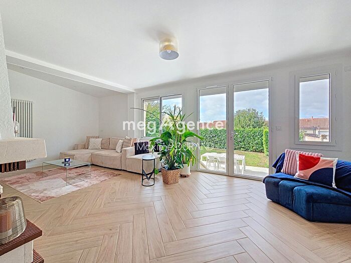 Maison à vendre - Cholet, Val de Moine - 5 pièces - 3 chambres