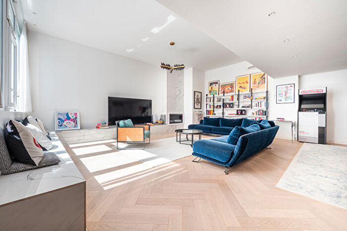 Appartement 6 pièces à vendre à Suresnes, Plateau Ouest